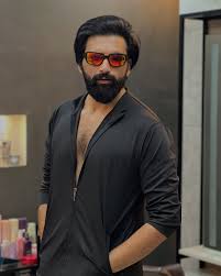 Junior MGR Ramachandran Wife, Age, Mother, Net Worth, Father, Movies ...